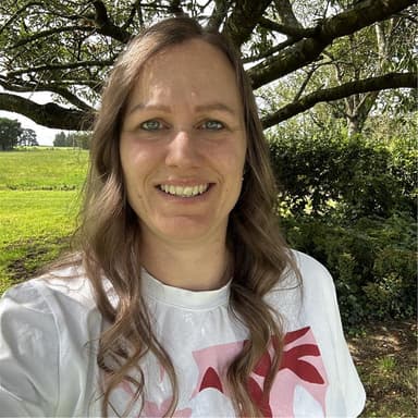 Hannah Bowden | Find Your Midwife